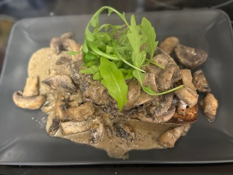 Acorns Coffee Shop – @Burbage Common